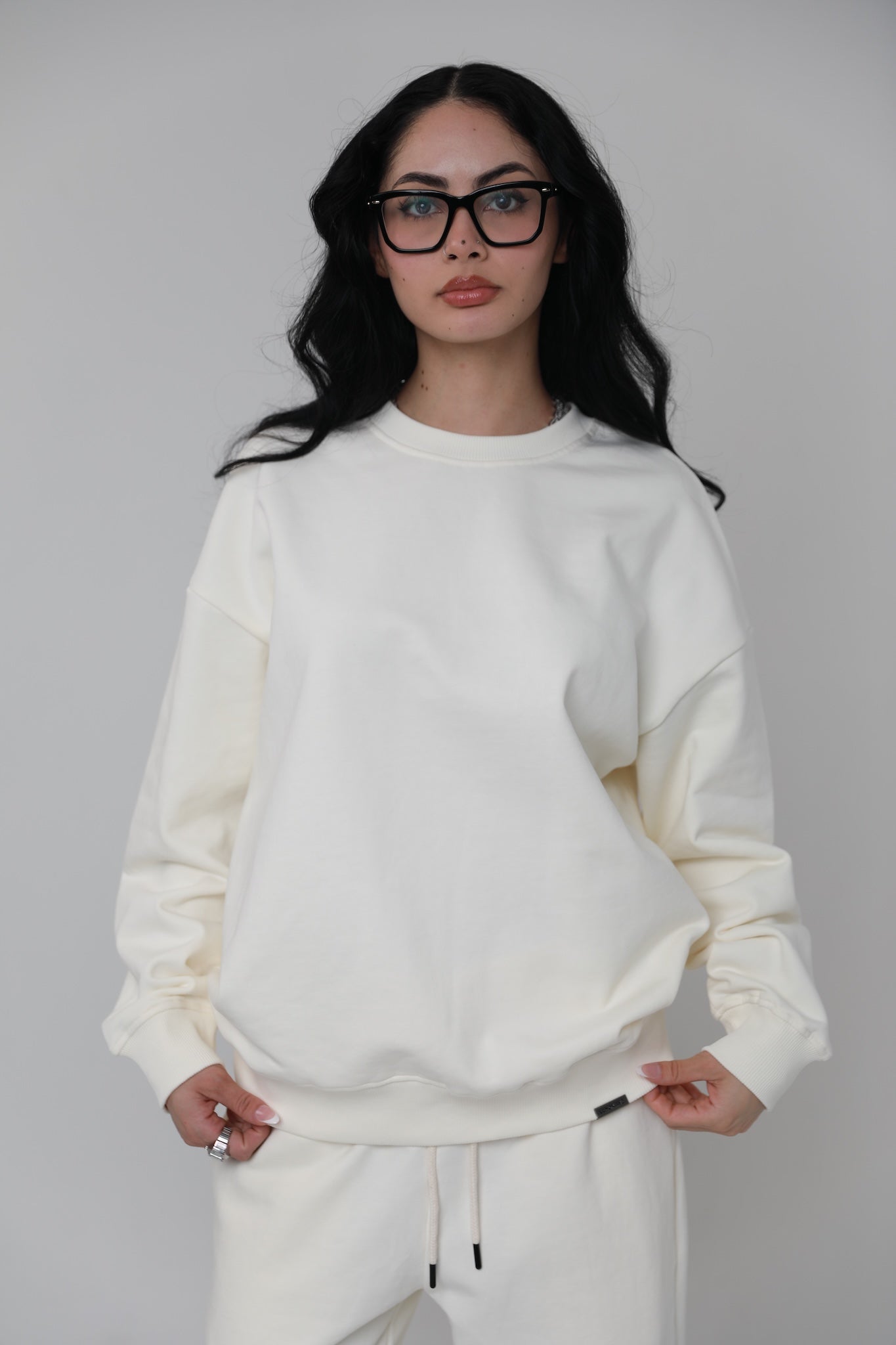 LENOX AVE BONE SWEATSHIRT – Georgio's